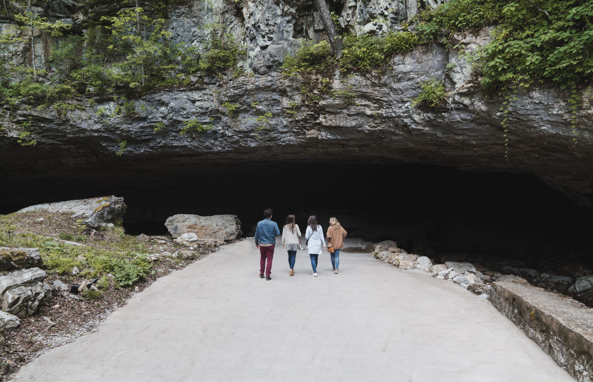 The Caverns: Home of Bluegrass Underground - Chattanooga Region Travel ...