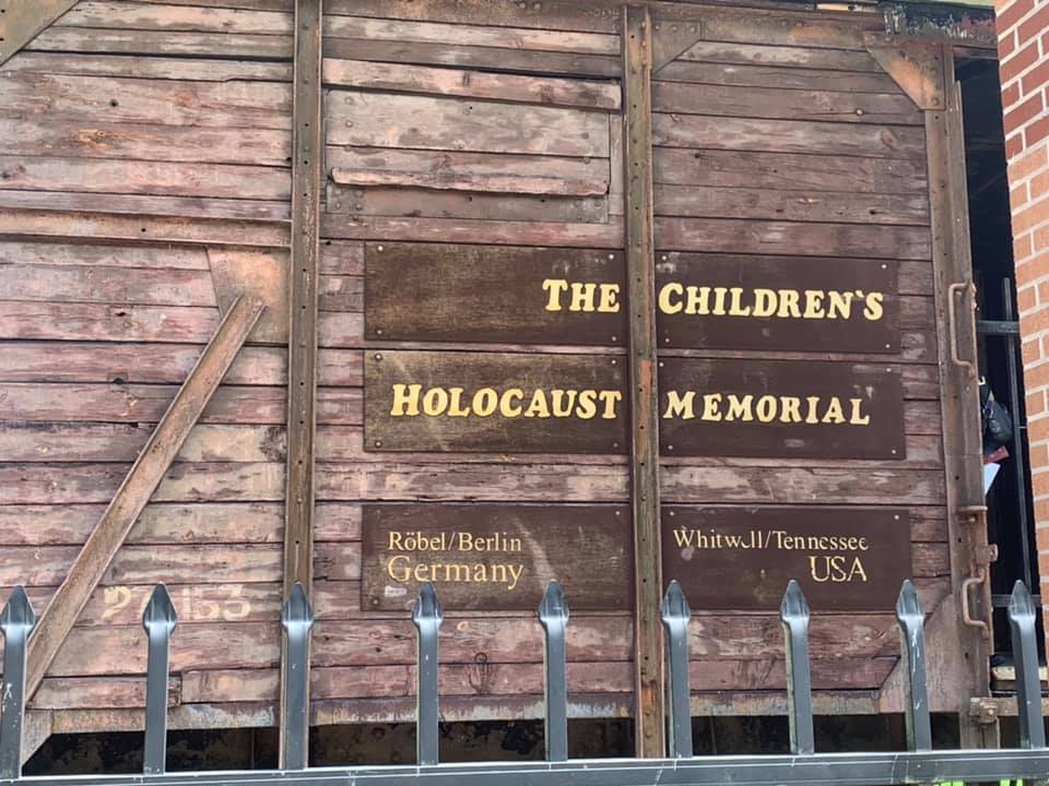 The Children’s Holocaust Memorial at Whitwell Middle School ...